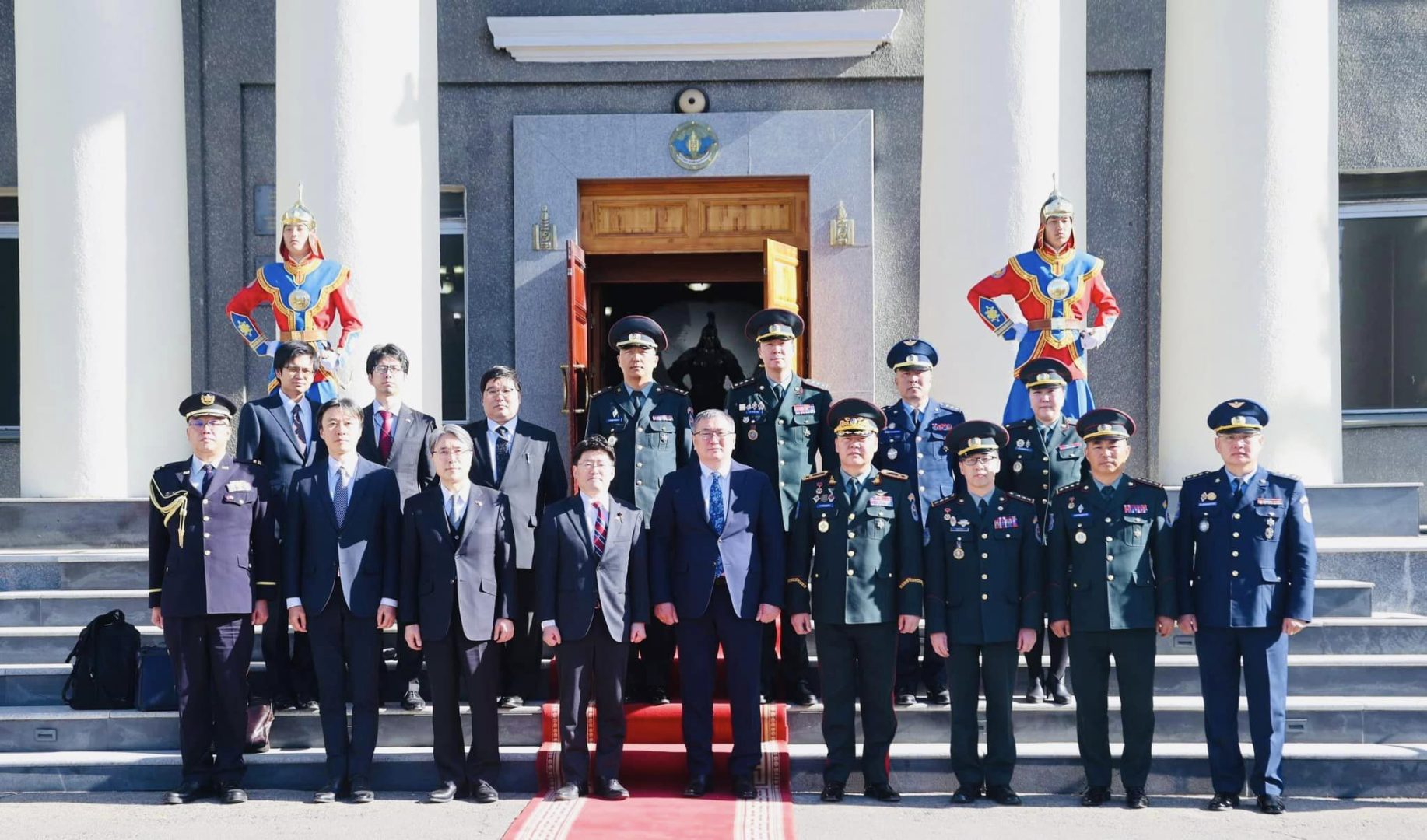 ЯПОН УЛСЫН БАТЛАН ХАМГААЛАХЫН ДЭД САЙД МАКОТО ОНИКИ МОНГОЛ УЛСАД АЖЛЫН