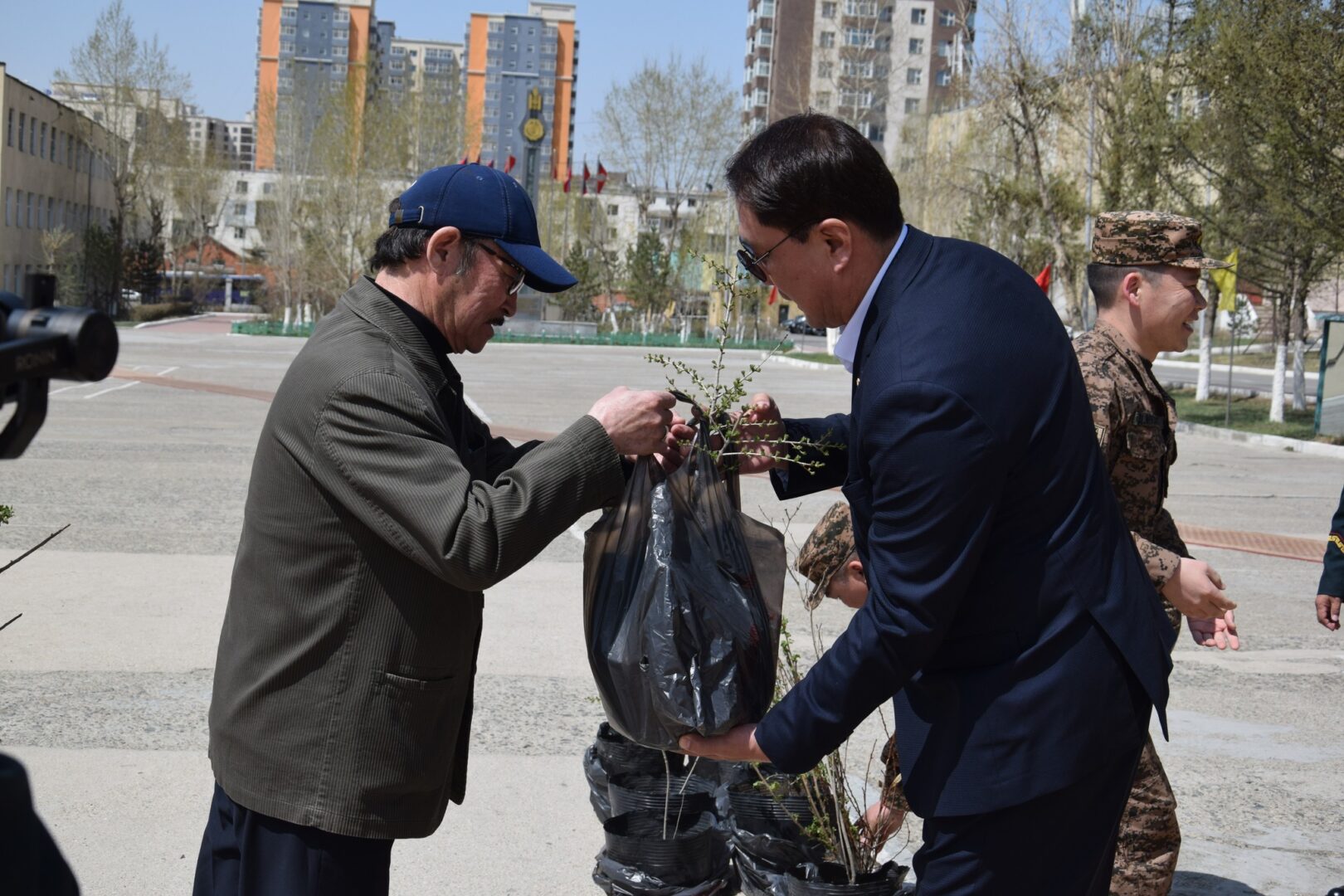 “БҮХ НИЙТЭЭР МОД ТАРИХ ҮНДЭСНИЙ ӨДӨР” ИЙН НЭЭЛТИЙН ҮЙЛ АЖИЛЛАГАА БОЛЛОО Монгол Улсын Батлан