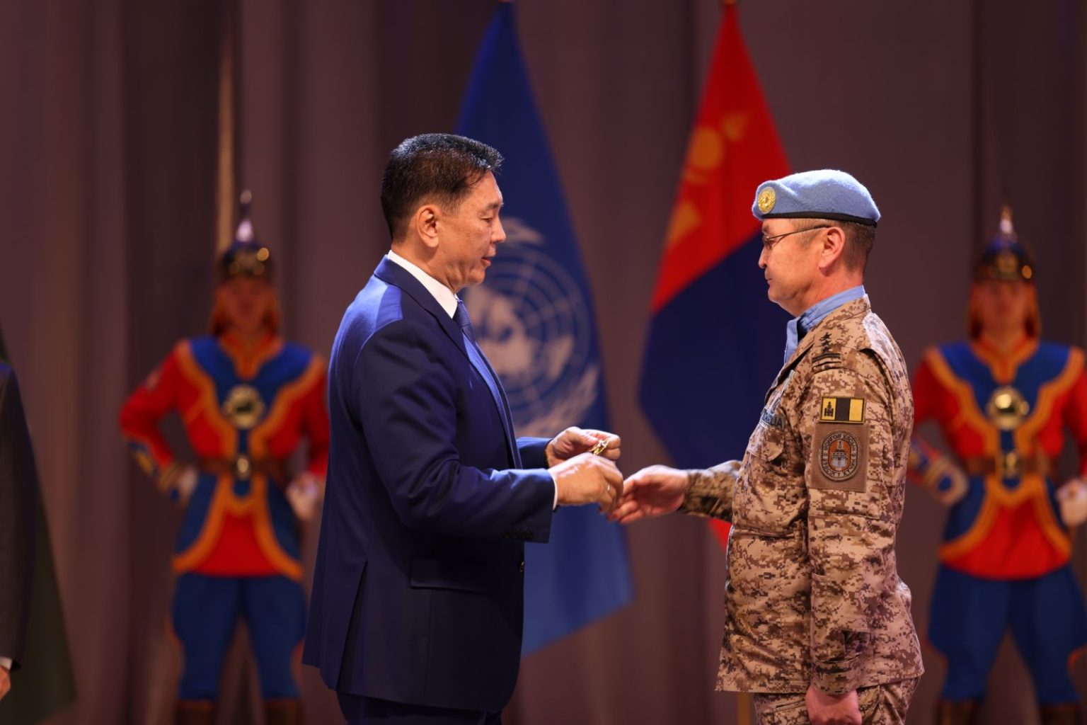 БНӨСУ д Энхийг сахиулах ажиллагаанд үүрэг гүйцэтгэсэн 14 дүгээр ээлжийн цэргийн багийн бие